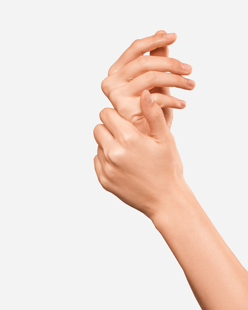 Keeping Your Hands Soft, Supple And Germ-Free | La Clinica
